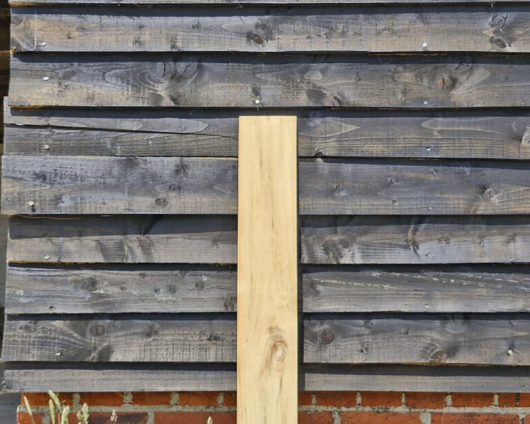 Robinia Boards – Dylan Robinia Timber
